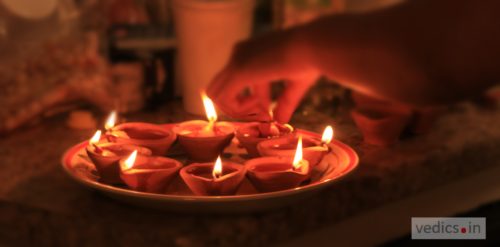 Diwali Festival & its Significance (Things we should know) – Vedics